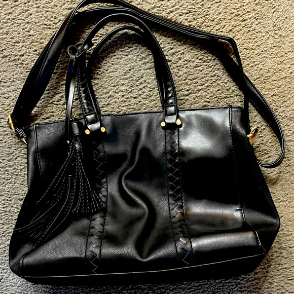 Gussaci | Bags | Nwot Gussaci Large Black Bag Includes Crossbody Strap ...